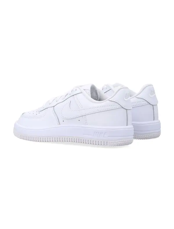 Nike Low Top Sneakers - White