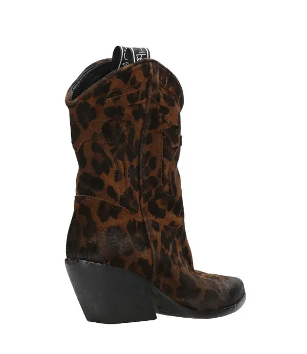 Elena Iachi Boots With Animal Motif - Spotted