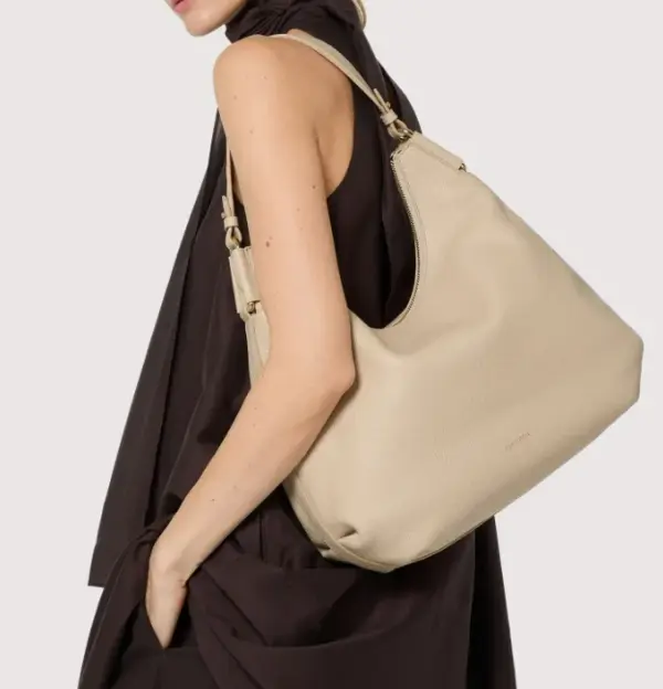 COCCINELLE Rebekka Medium Shoulder Bag - Sand