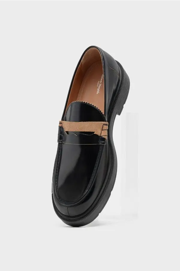 MAISON MARGIELA Loafers - Black