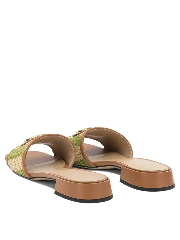 Valentino Garavani Vlogo Signature Slide Sandals - Beige