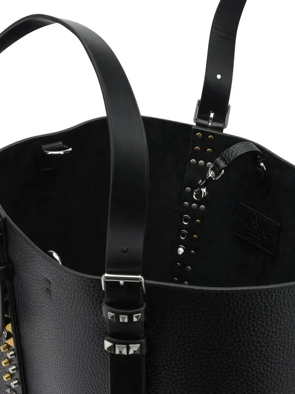 Valentino Garavani Medium Rockstud Handbag
