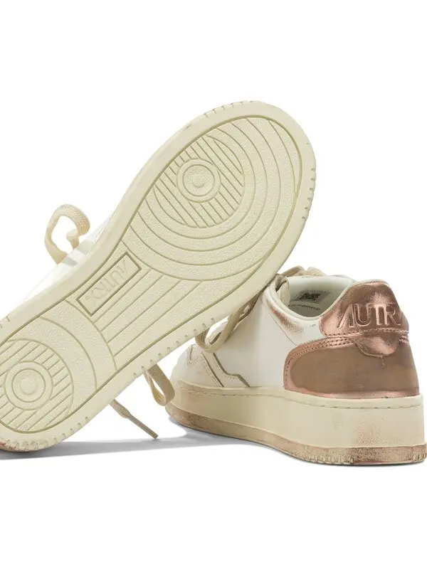 AUTRY Medalist Low Super Vintage Low Top Sneakers - White