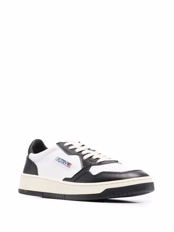 AUTRY Medialist Low Leather Sneakers - Black
