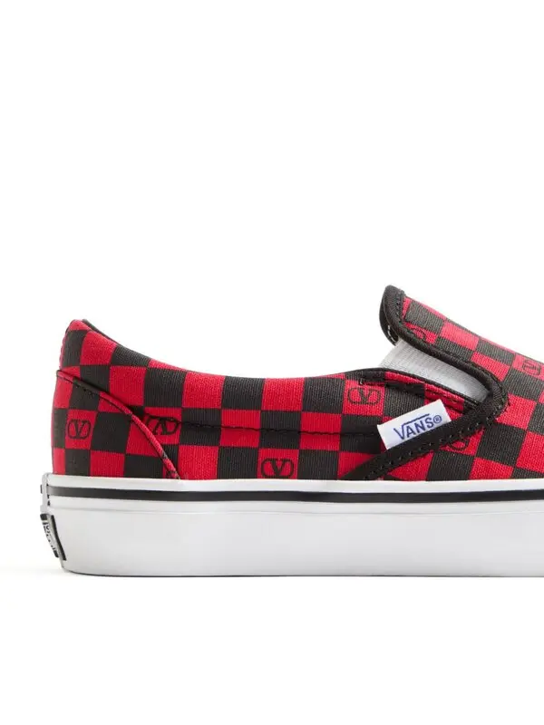 VALENTINO GARAVANI X VANS Classic Slip-on Sneakers - Red