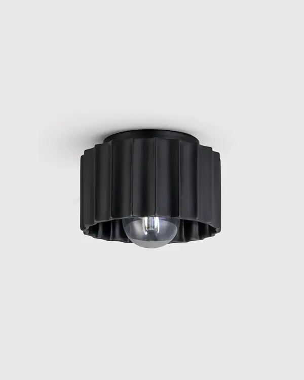 Quince Scalloped Ceramic Flush Mount / Sconce - Black