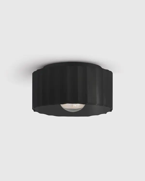 Quince Scalloped Ceramic Flush Mount / Sconce - Black