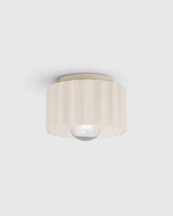 Quince Scalloped Ceramic Flush Mount / Sconce