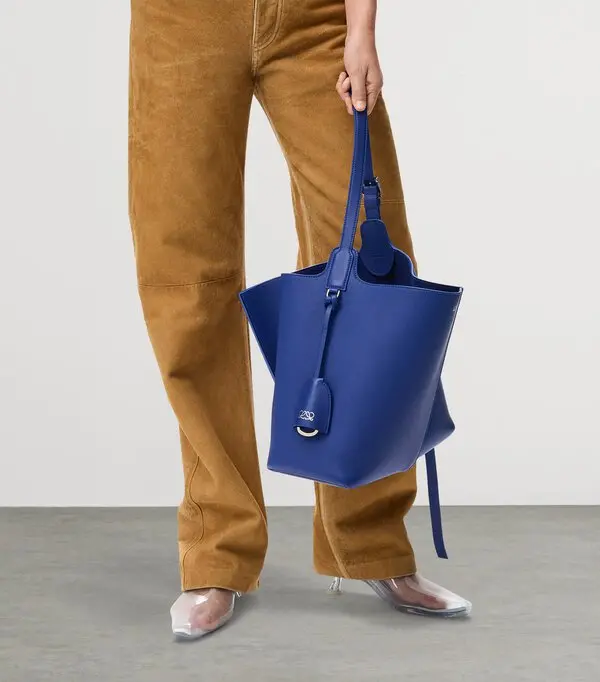 Loewe Leather Bilbao Bucket Bag - Blue
