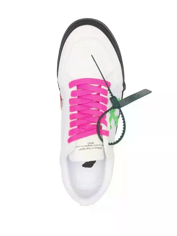 Off-White Vulcanized Low-top Sneakers - White