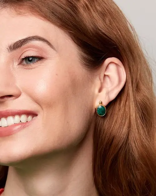 OTTOMAN HANDS Siena Stud Earrings - Emerald