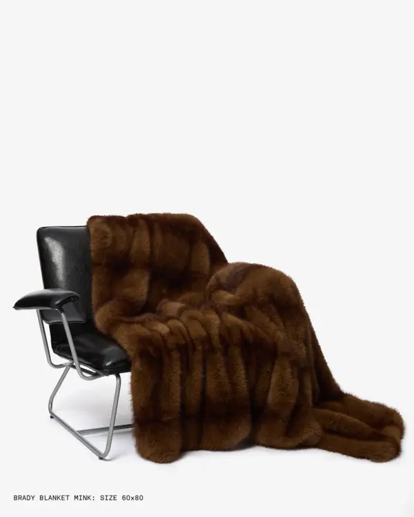 Apparis Brady Blanket - Mink