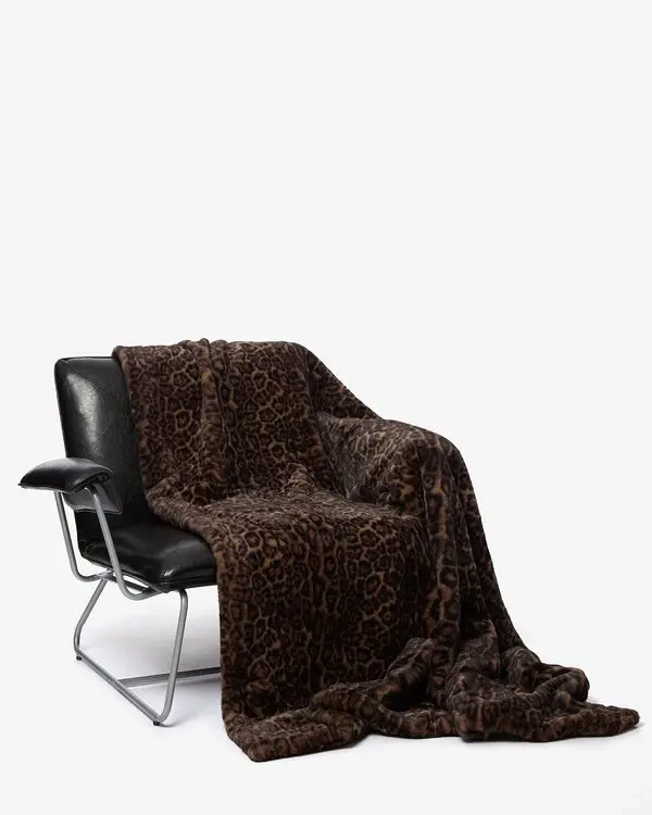 Apparis Brady Blanket - Dark Leopard
