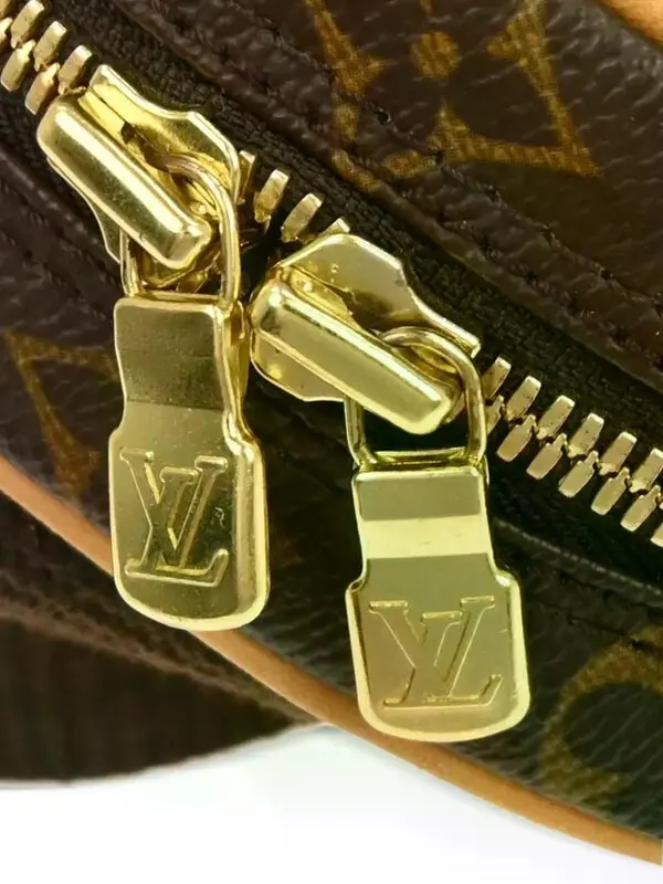 LOUIS VUITTON 2003 Monogram Bum Bag