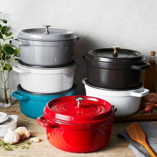 STAUB Round Cocotte, 4 Quart - Cherry