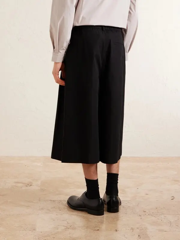 AMOMENTO Cotton-blend Wide-leg Bermuda Shorts