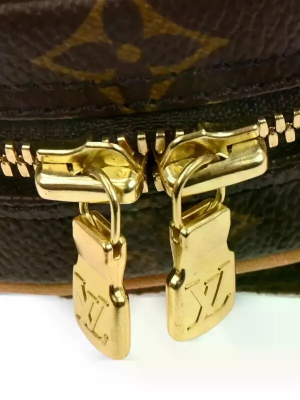 LOUIS VUITTON 2005 Pochette Gange Monogram Backpack