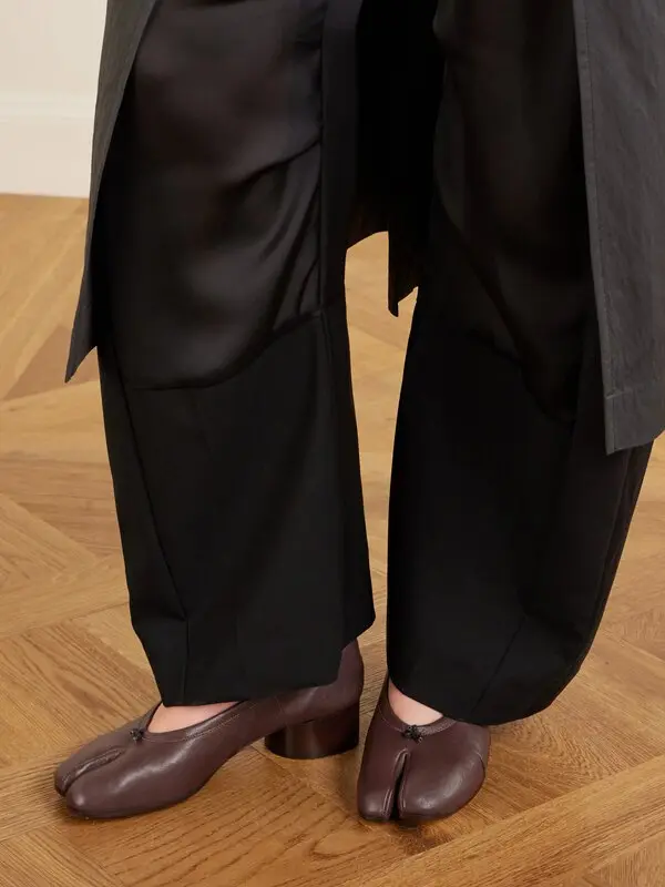 MAISON MARGIELA Tabi Leather Ballerina Pumps - Brown