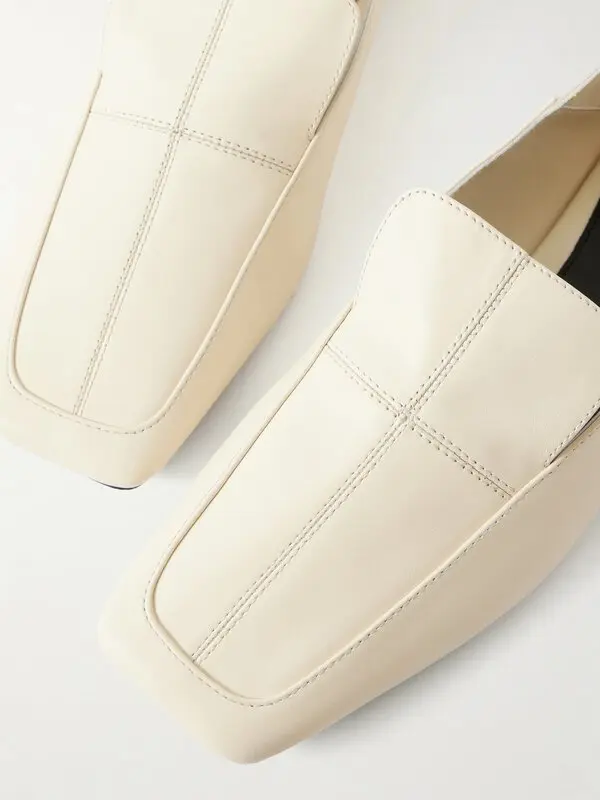 ST. AGNI Minimal Flat Leather Loafer - Neutrals