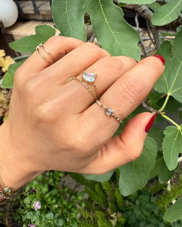 YI COLLECTION Alexandrite & Diamond Petite Circle Ring