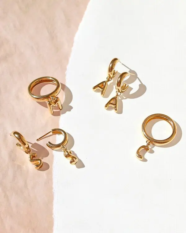 ELIZABETH MOORE 14k Puffy Initial Ring
