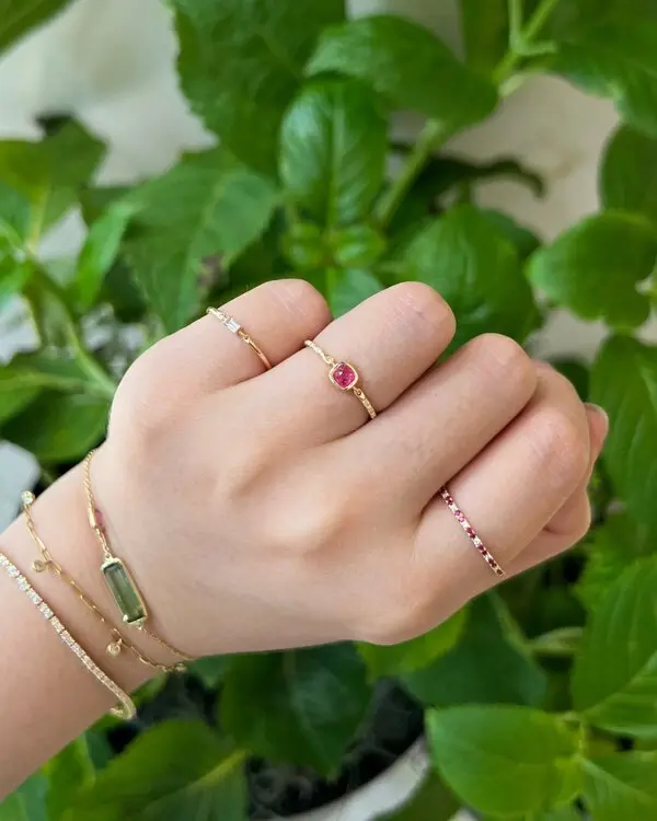 YI COLLECTION Jedi Spinel & Diamond Petite Circle Ring
