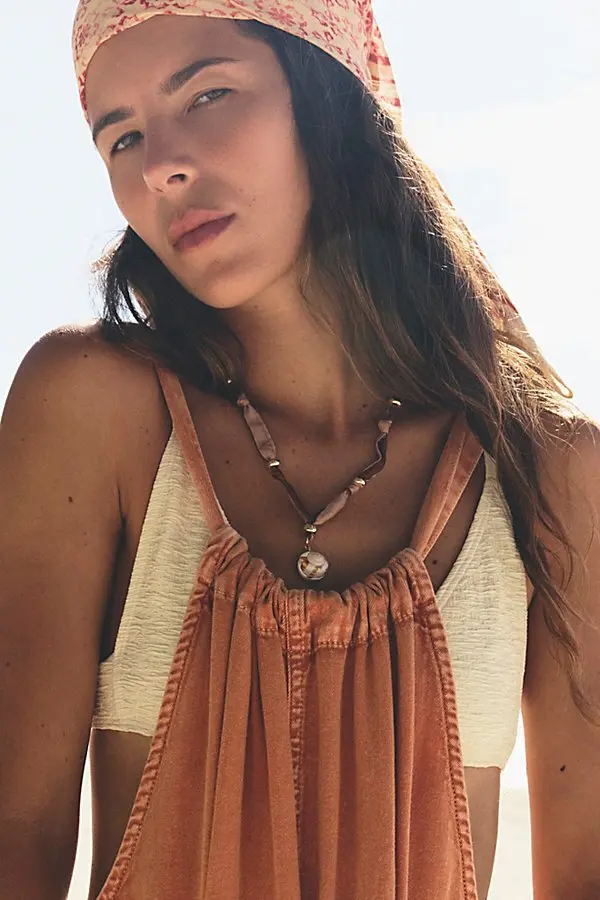 Free People Honey Pendant Choker - Chocolate