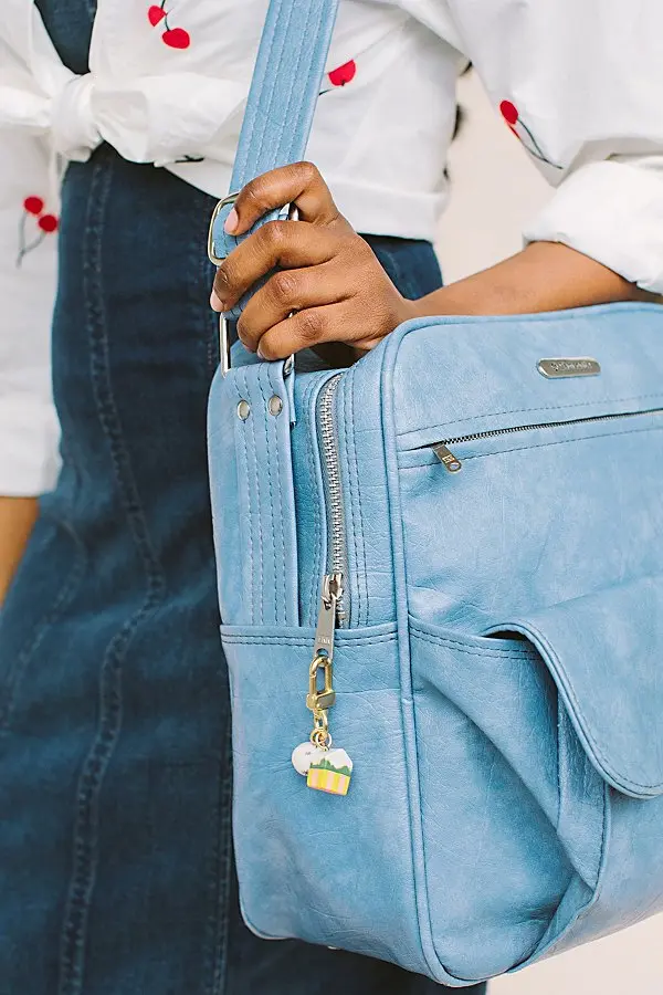 TWENTY TWO WEST The Village Bag Charm - Lavender