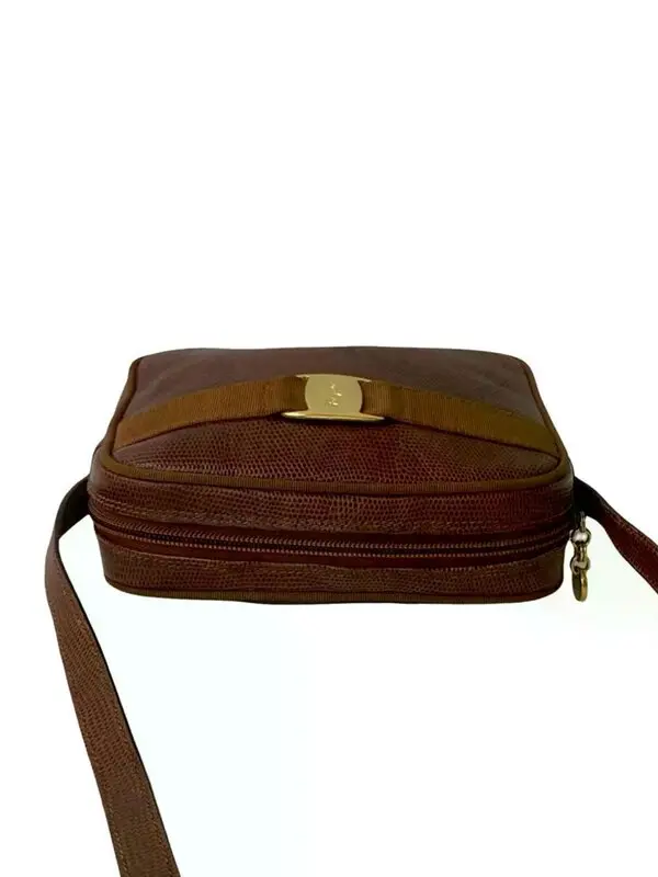 FERRAGAMO 1990-2010 Lizard Embossed Leather Vara Crossbody Bag - Brown