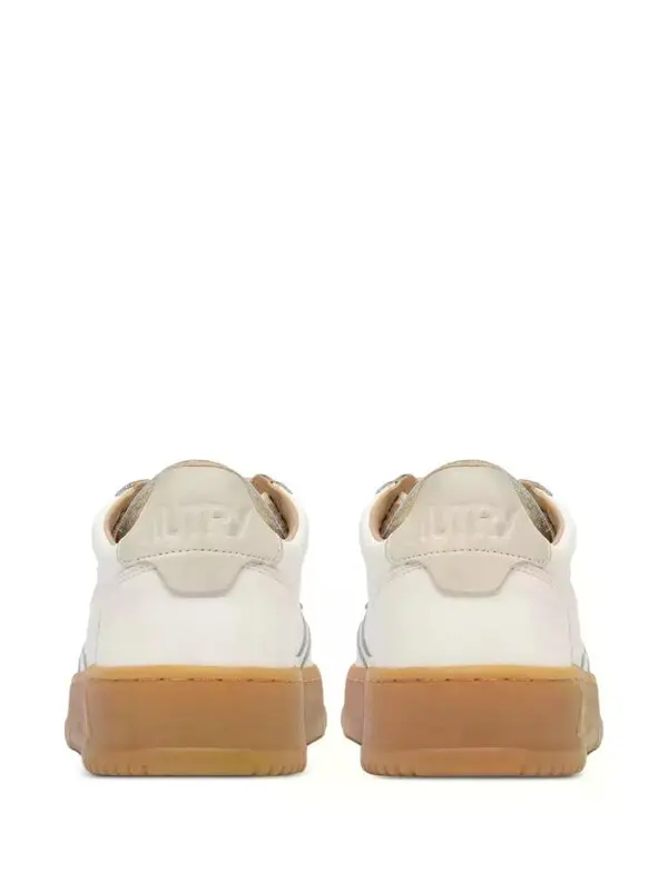 AUTRY Medalist Low Leather Sneakers