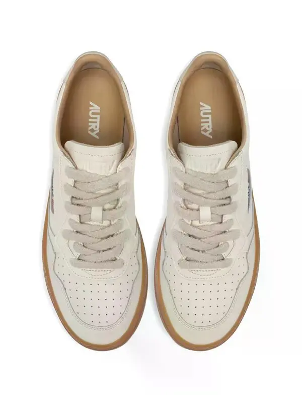 AUTRY Medalist Low Leather Sneakers