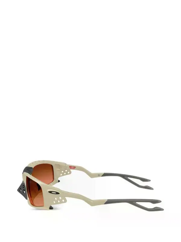 Oakley Plantaris Sq Logo-detail Sunglasses - Neutrals