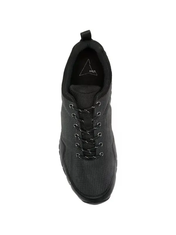 ROA Textured Low-top Sneakers - Black