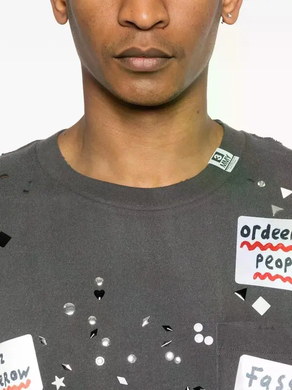 Mihara Yasuhiro Sticker-embellished T-shirt