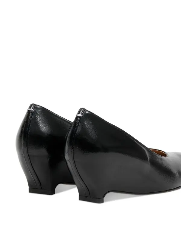 MAISON MARGIELA Pointed-toe Pumps - Black