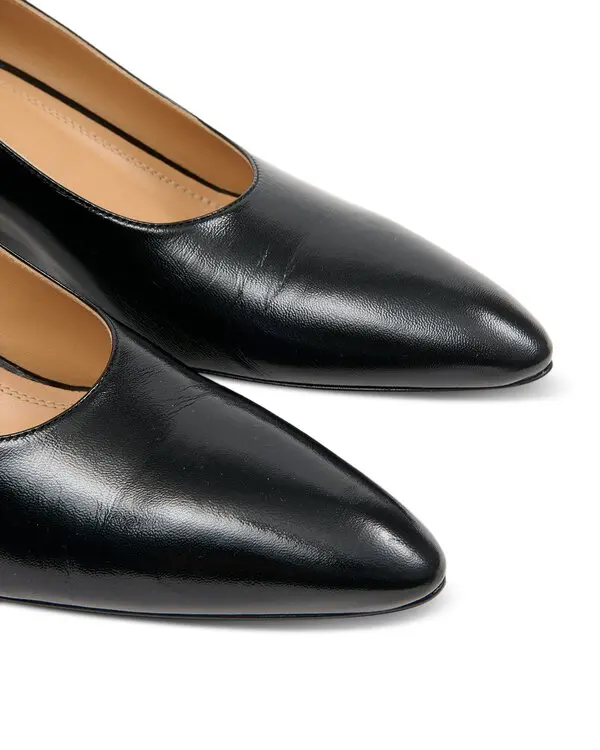 MAISON MARGIELA Pointed-toe Pumps - Black
