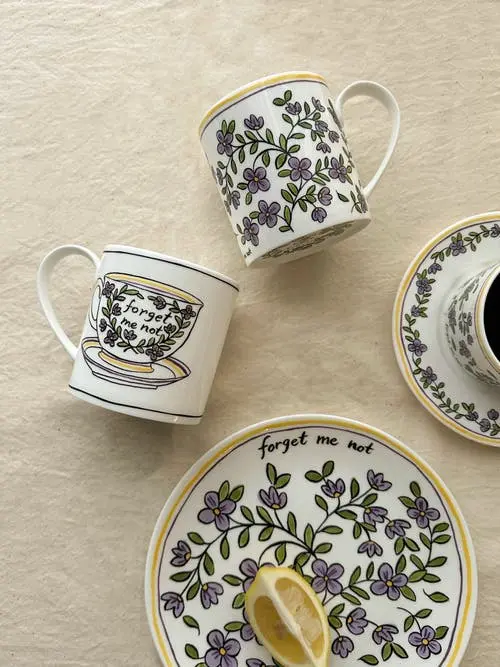TWIG NEW YORK Heritage Forget Me Not Mug