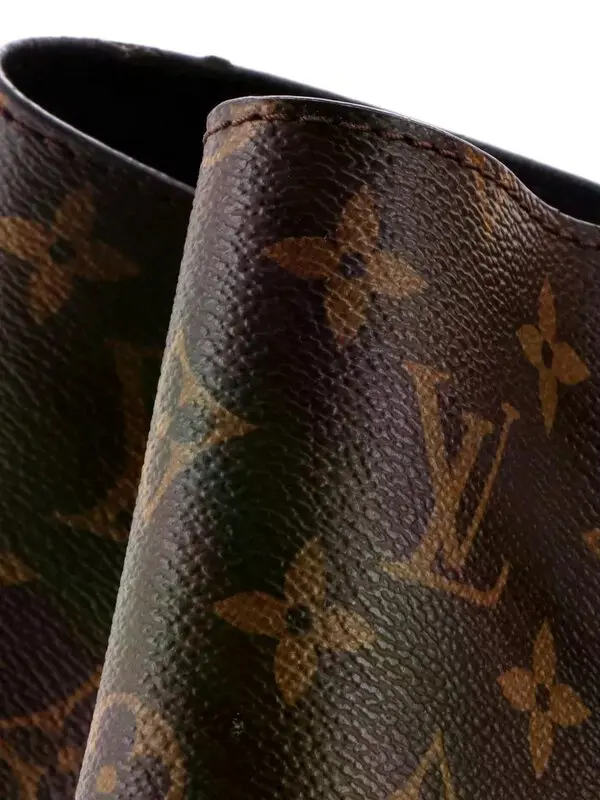LOUIS VUITTON Neonoe Mm Monogram Bucket Bag - Brown