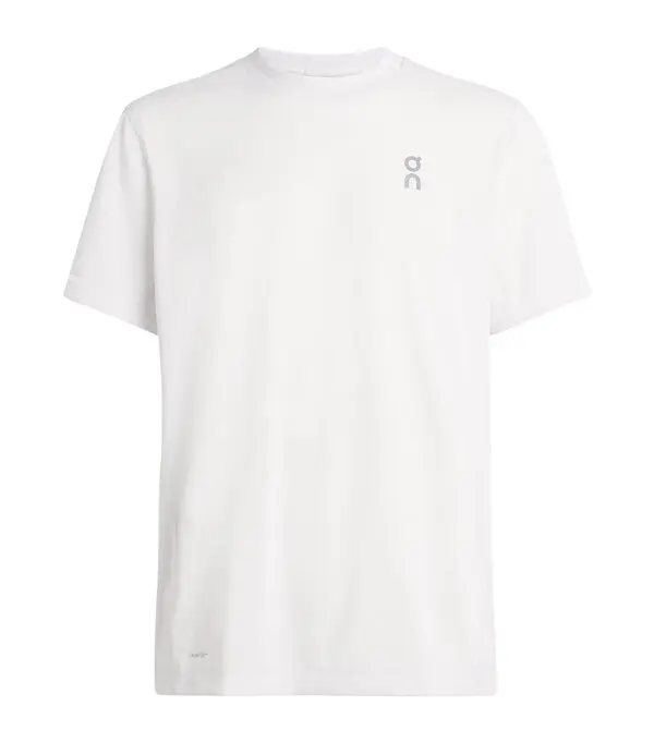 On Train Graphic T-shirt