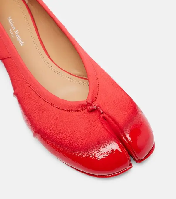 MAISON MARGIELA Tabi Patent Leather Ballerina Flats - Red
