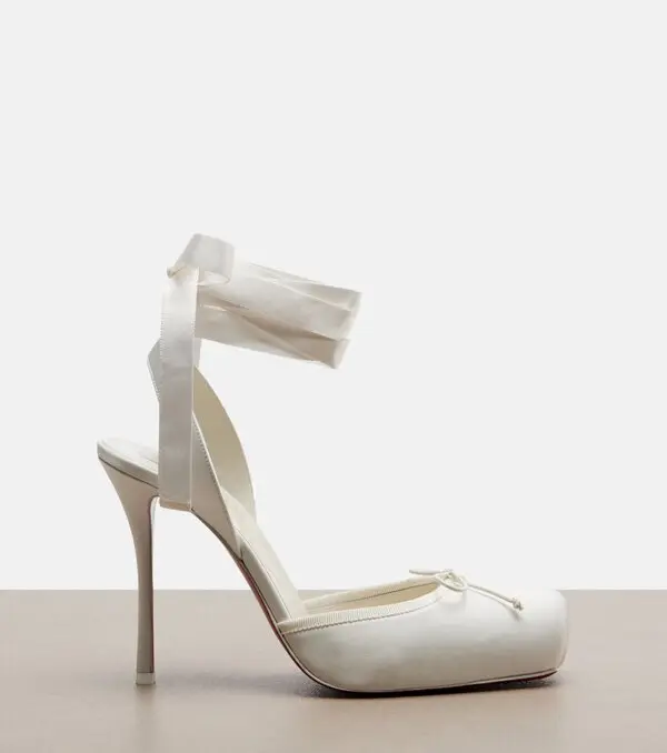 CHRISTIAN LOUBOUTIN Cassia Satin Pumps - White