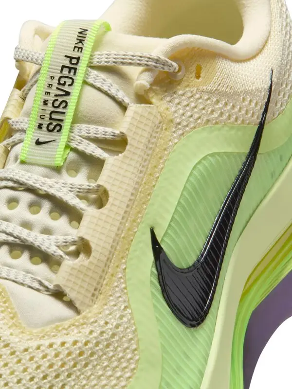 Nike Air Zoom Pegasus Premium Sneakers - Multi