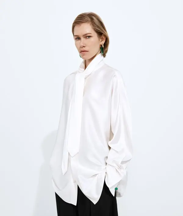Bottega Veneta Fluid Silk Satin Shirt - Chalk
