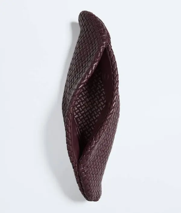 Bottega Veneta Intreccio Leather Onda Clutch - Deep Mahogany