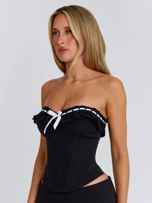 OUTCAST Saphia Top - Black