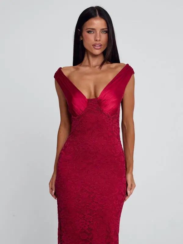 OUTCAST Sylora Maxi Dress