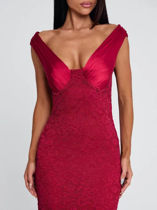 OUTCAST Sylora Maxi Dress