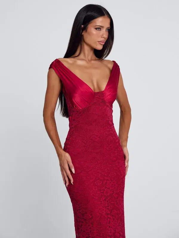 OUTCAST Sylora Maxi Dress