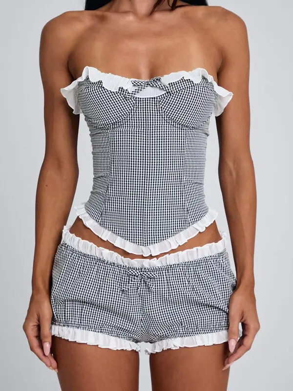 OUTCAST Junnie Gingham Short - Black