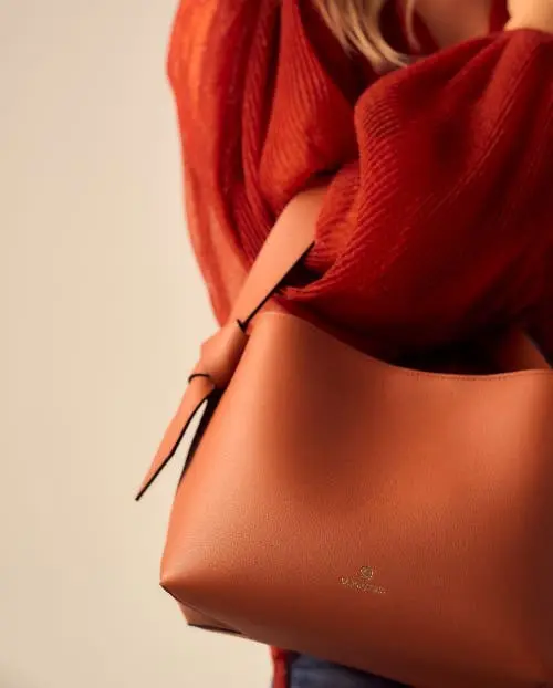 LA PORTEGNA Paulita Crossbody Bag